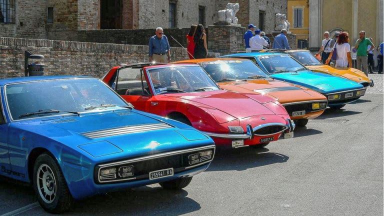 LE CLUB MATRA-PASSION SE REUNIT SUR LE PÔLE MÉCANIQUE