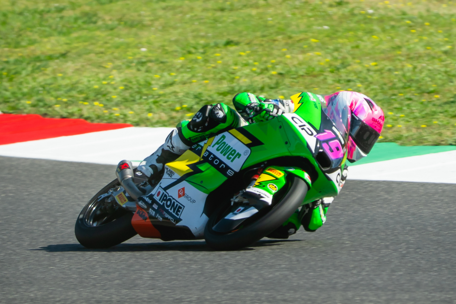 SCOTT OGDEN DANS LES POINTS AU MUGELLO